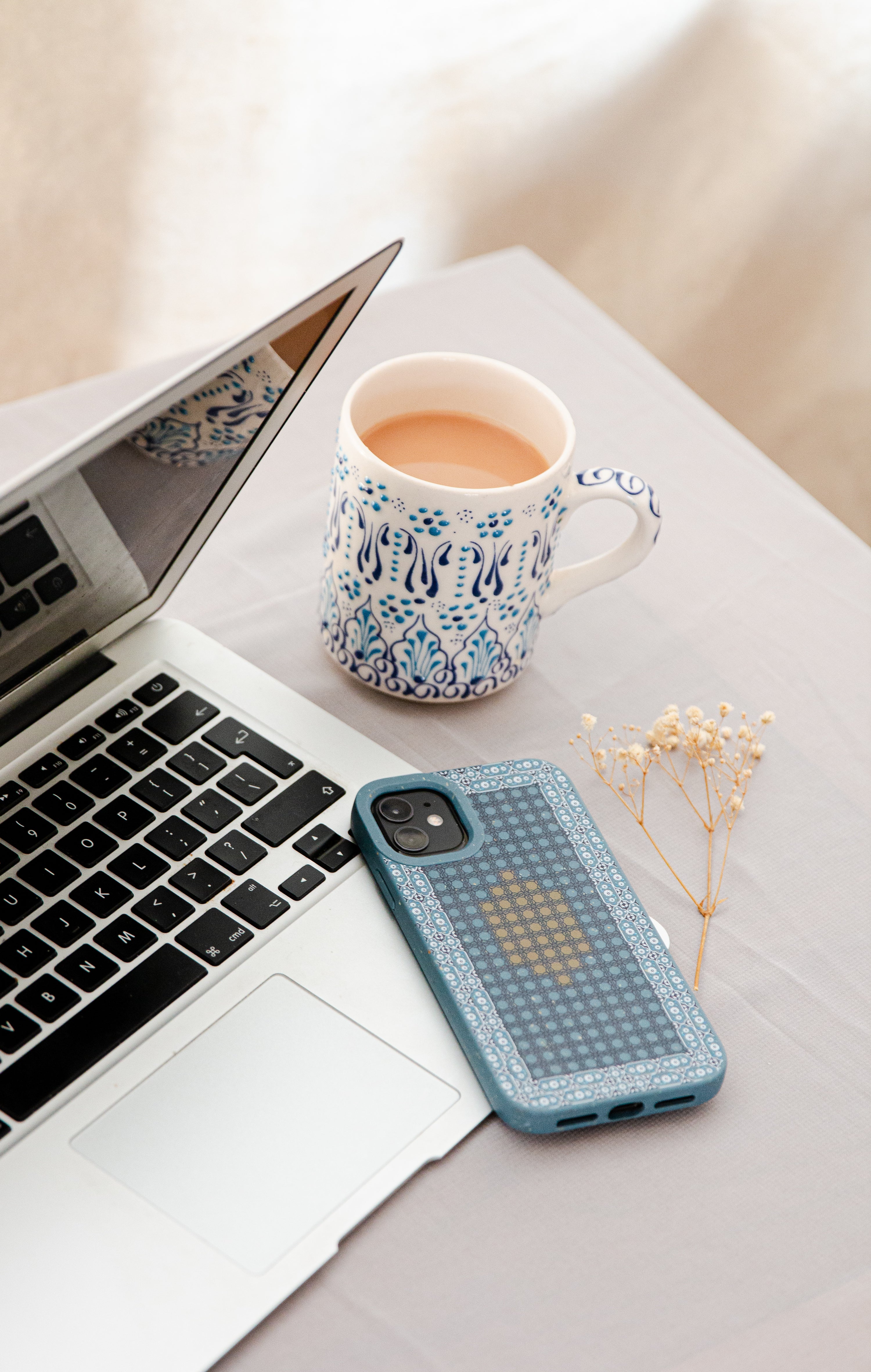 Kaaf-Nun Eco-Friendly Islamic Phone Cases