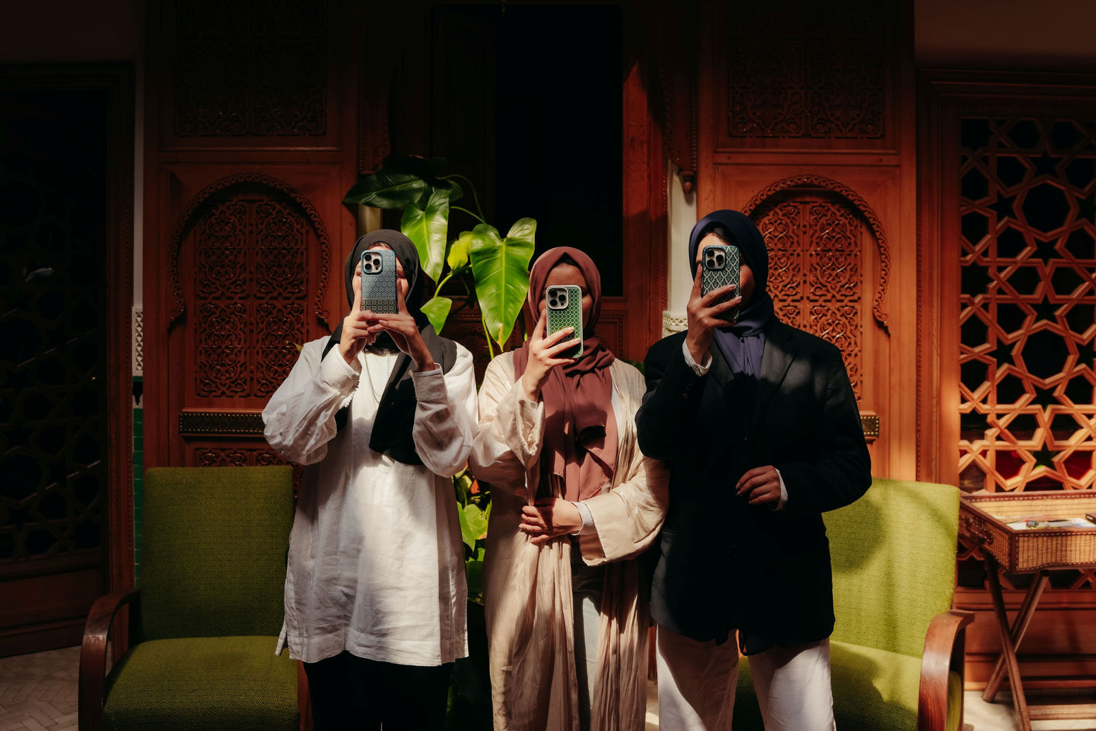 Kaaf-Nun Eco-Friendly Islamic Phone Cases